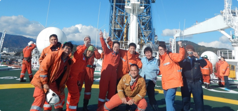 IODP研究航海 船上レポート - J-DESC-日本地球掘削科学コンソーシアム