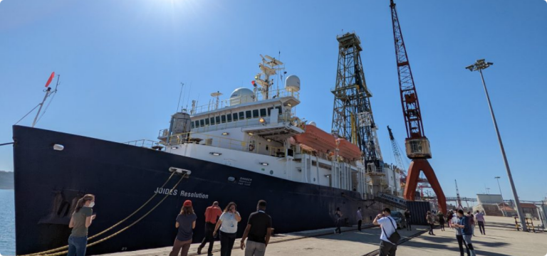 Exp. 403: Eastern Fram Strait Paleo-Archive - J-DESC-日本地球掘削科学コンソーシアム